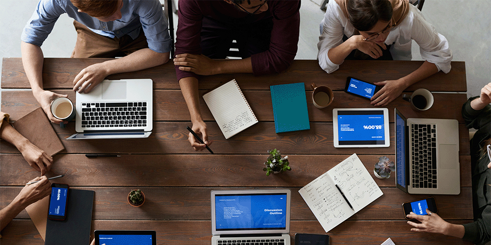 How can Performance support prevent the "forgetting curve"?